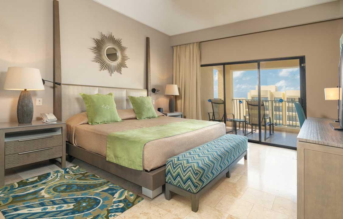 The Royal Sands Resort in Cancun | Royal Reservations