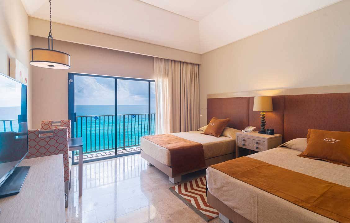 The Royal Sands Resort in Cancun | Royal Reservations