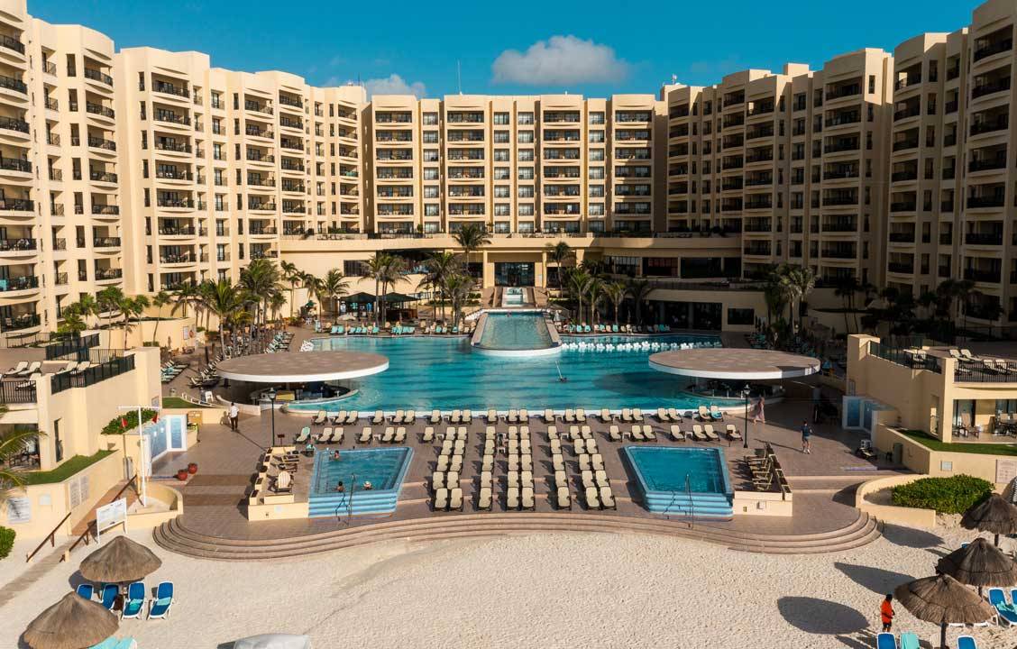 The Royal Sands Resort in Cancun | Royal Reservations