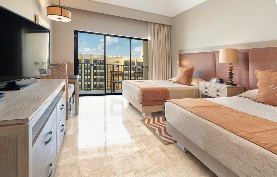 The Royal Sands Resort in Cancun | Royal Reservations